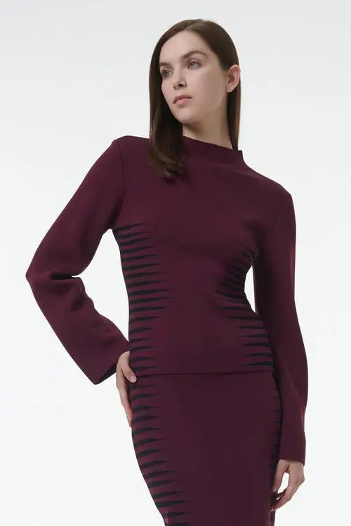 LEEM Fitted Jacquard Knit Top