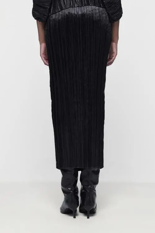 LEEM Fitted Plisse Maxi Skirt