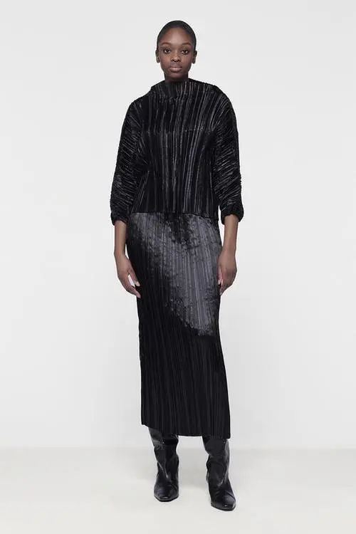 LEEM Fitted Plisse Maxi Skirt