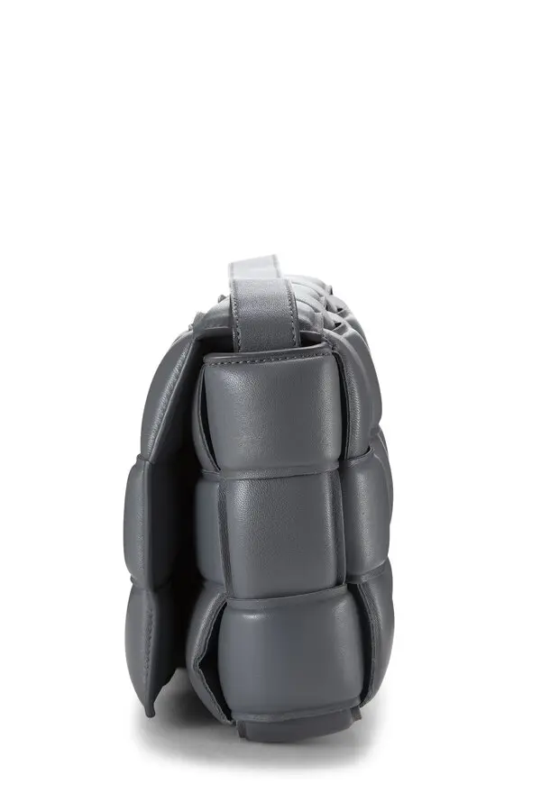 Bottega Veneta Maxi Intrecciato Padded Cassette Bag