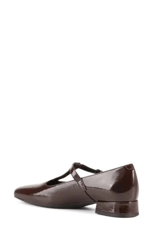 VAGABOND SHOEMAKERS Debbi T-strap Pumps