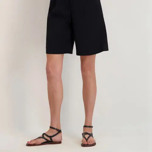 Bernardo Mallorie Thong Sandal - Black