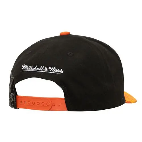 Mitchell & Ness Orange Philadelphia Flyers May Flowers Pro Crown Adjustable Hat