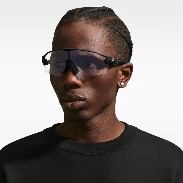 Nike Vista Peak Photochromic Sunglasses