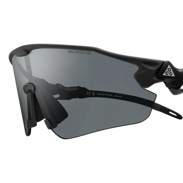 Nike Vista Peak Photochromic Sunglasses