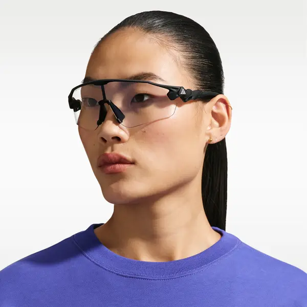 Nike Vista Peak Photochromic Sunglasses
