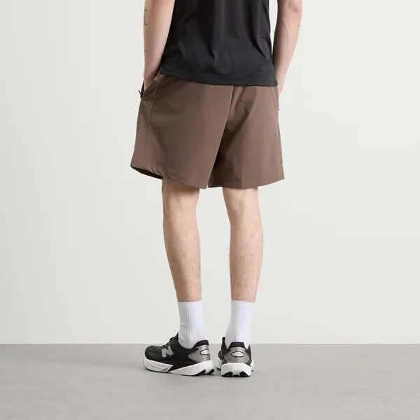 NEW BALANCE Athletics Stretch Woven 7" Short