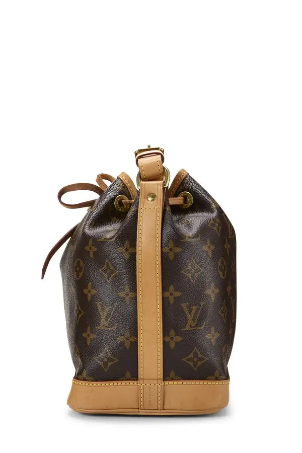 LOUIS VUITTON Monogram Noé Bucket Bag