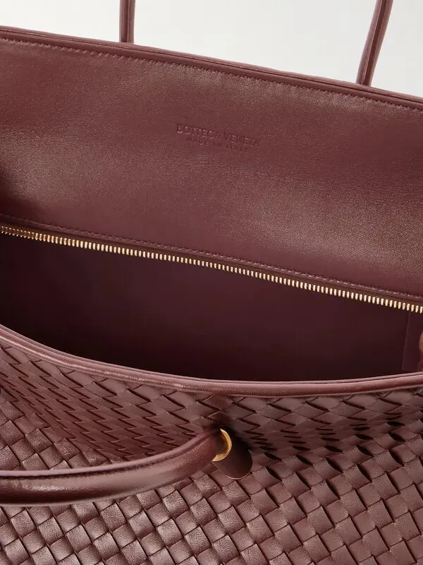 Bottega Veneta Barbara Intrecciato Leather Tote - Burgundy