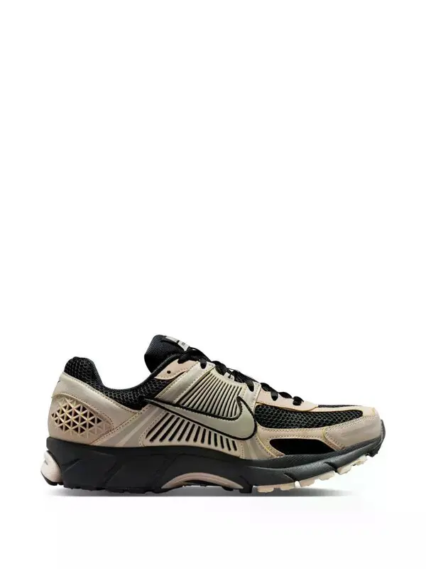 Nike Zoom Vomero 5 Sneakers - Neutrals
