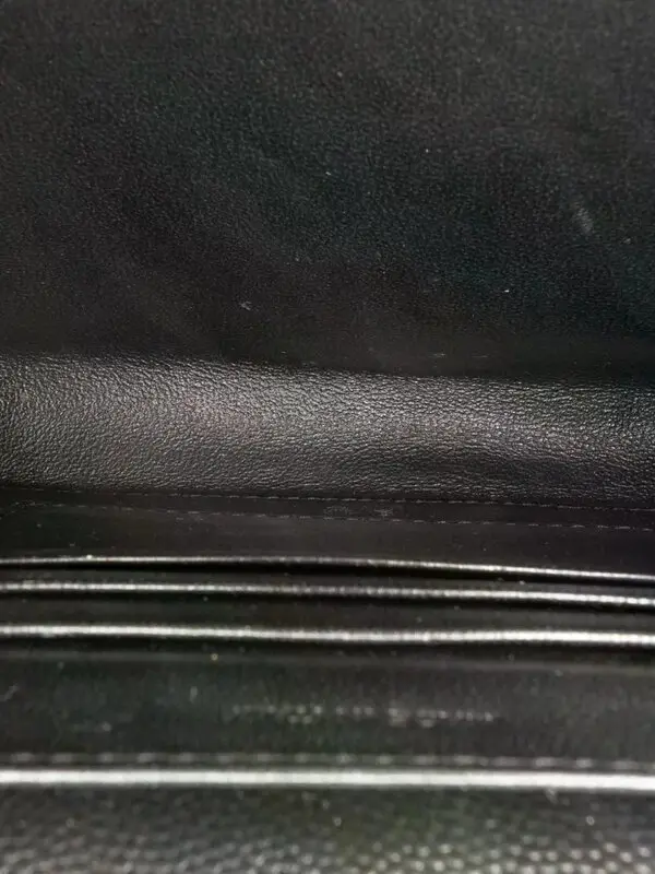 Saint Laurent Grain De Poudre Monogram Cassandra Chain Wallet - Black