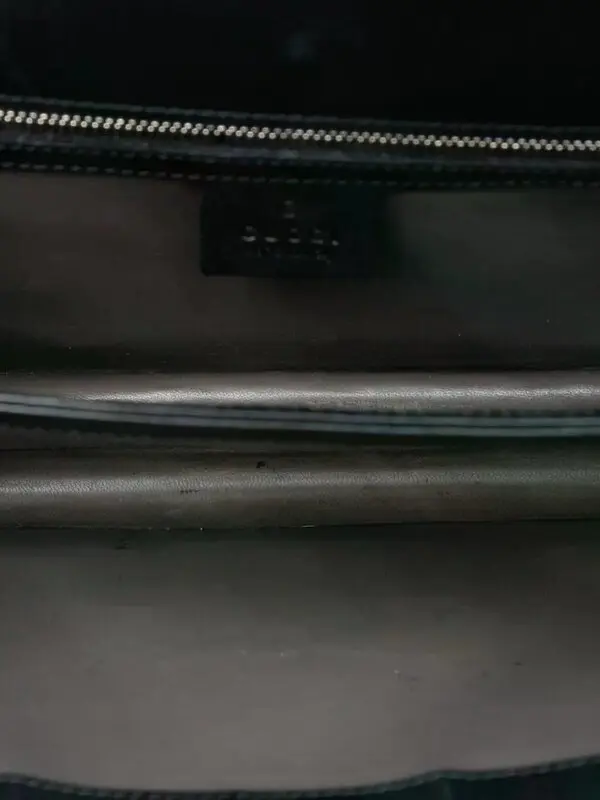 Gucci Medium Interlocking G Crossbody Bag