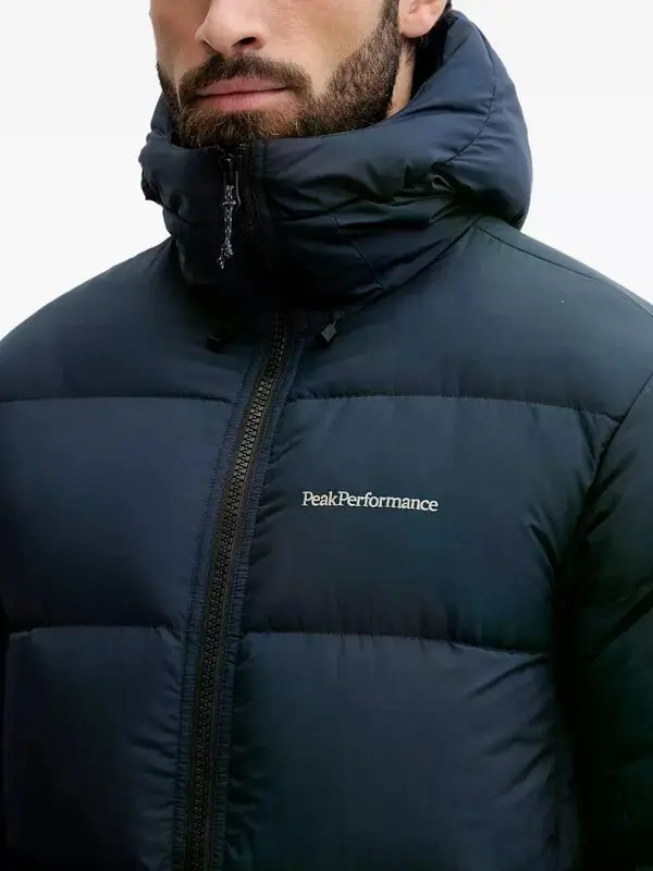 PEAK PERFORMANCE Quilted Hooded Jacket