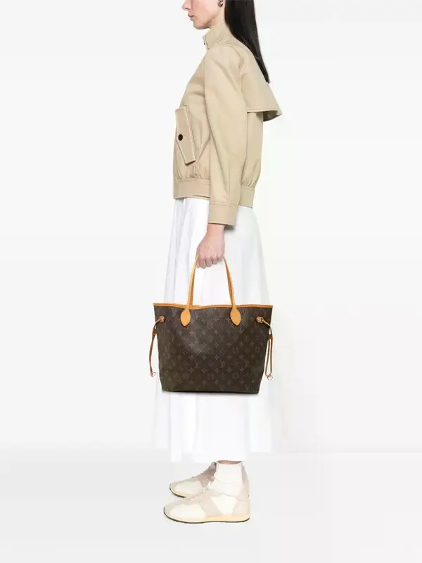 LOUIS VUITTON 2008 Monogram Neverfull Mm Tote Bag