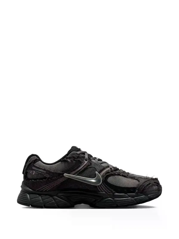 Nike V5 Rnr Frayed Sneakers - Grey