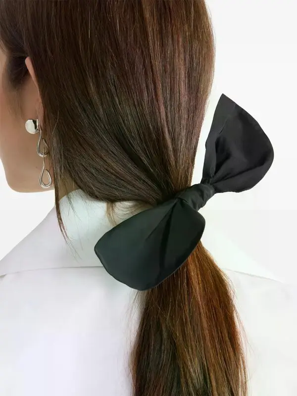PATOU Bow Scrunchie - Black