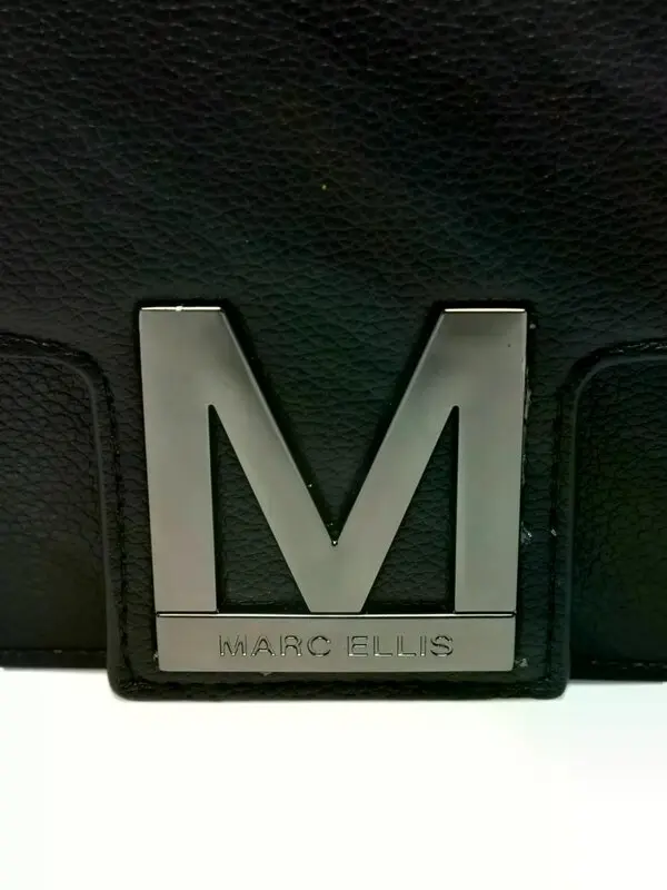 MARC ELLIS Tecla Logo-plaque Chain Clutch