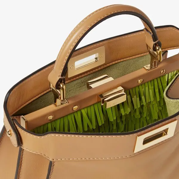 Fendi Peekaboo Iseeu Small - Beige