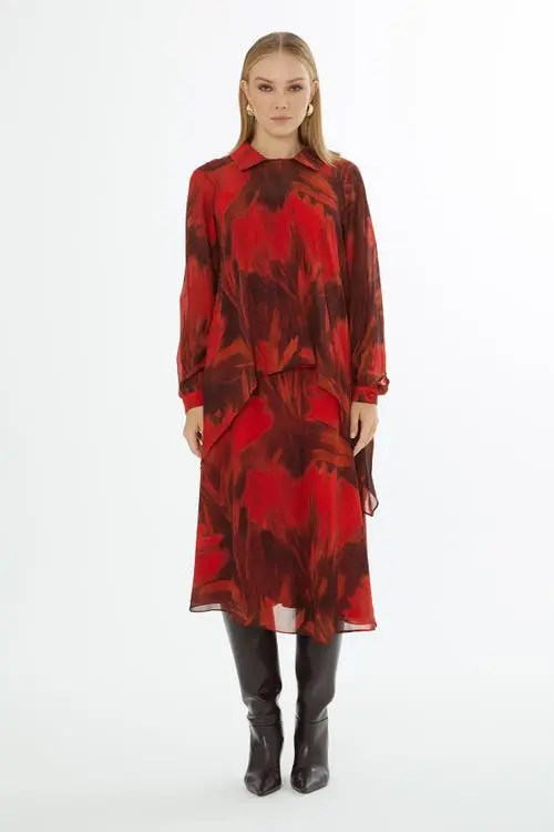 GIZIA Patterned Relaxed-fit Blouse With Camisole