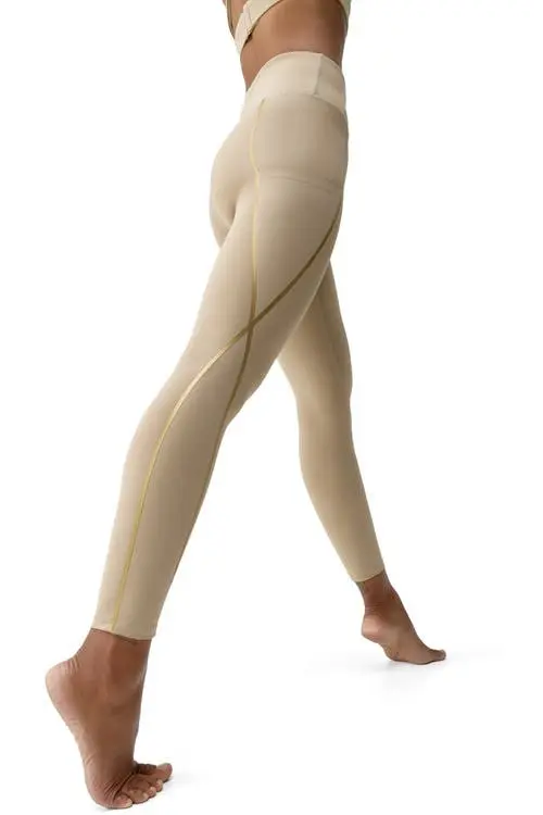 BORN LIVING YOGA 7/8 High Rise Leggings