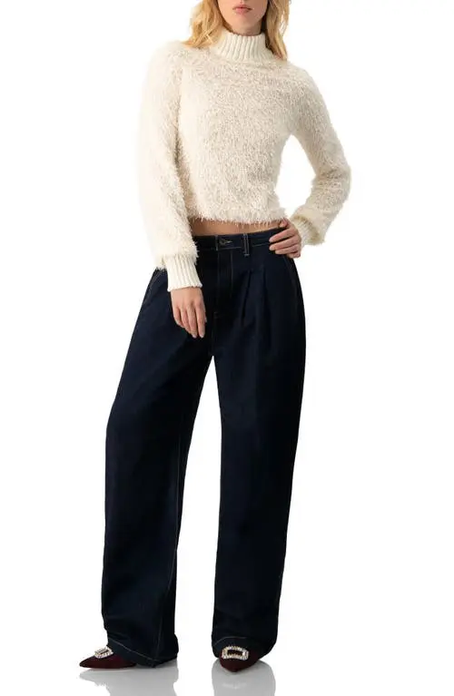 IVONNE Long Sleeve Fringe Blouse