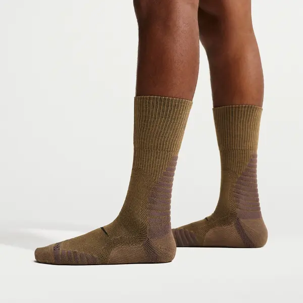 Nike Outdoor Cushioned Crew Socks - Brown