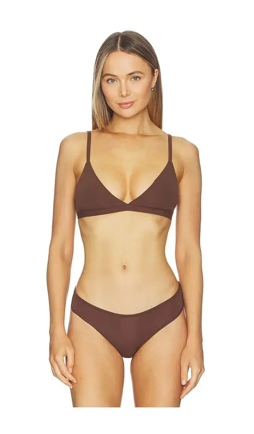 SKIMS Fits Everybody Triangle Bralette In Chocolate - Cocoa