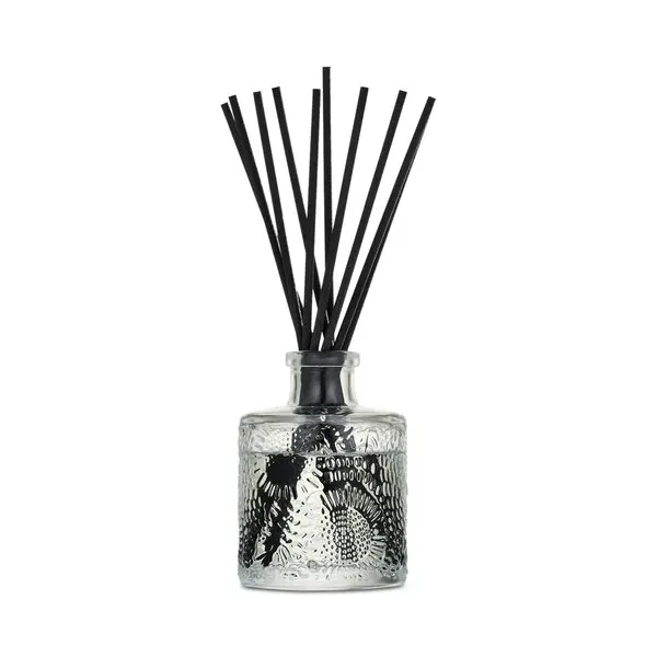 Voluspa Napali Passion Fruit Reed Diffuser 3.4 Fl. Oz