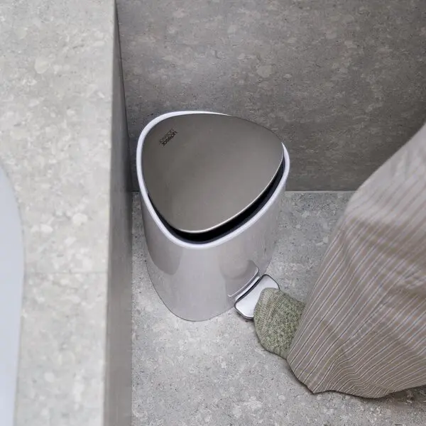 JOSEPH JOSEPH Easy Store 5l Pedal Trash Bin With Liner Storage