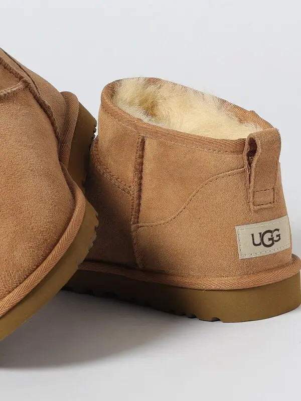 UGG Boots - Brown
