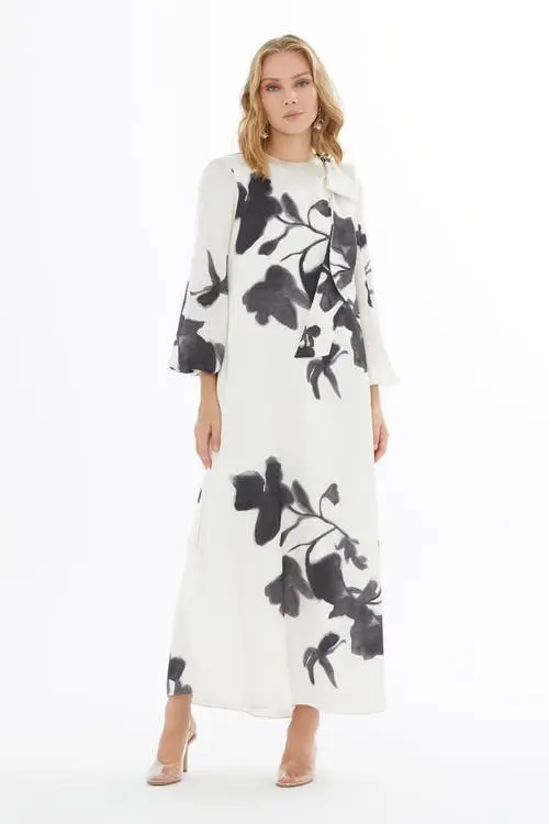 GIZIA Ruffled Dress With Button Closure