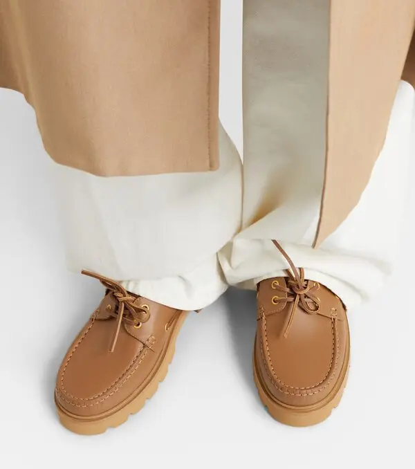GIANVITO ROSSI Olonne Leather Boat Shoes