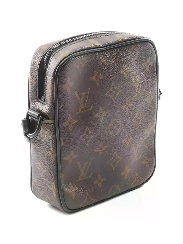 LOUIS VUITTON 2021 Christopher Wearable Monogram Messenger Bag - Brown