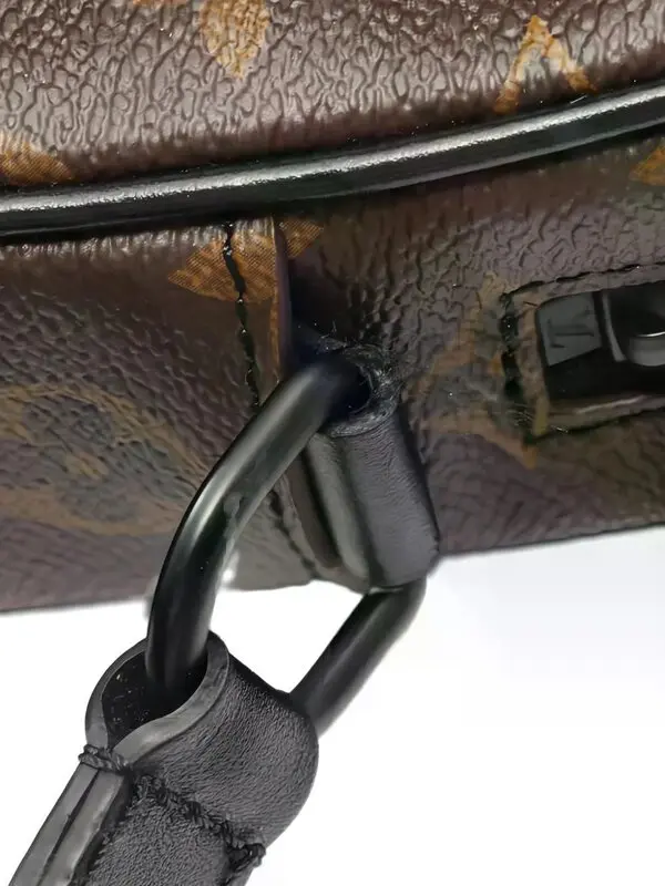 LOUIS VUITTON 2021 Christopher Wearable Monogram Messenger Bag - Brown