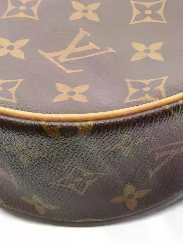 LOUIS VUITTON 2004 Tambourine Crossbody Bag