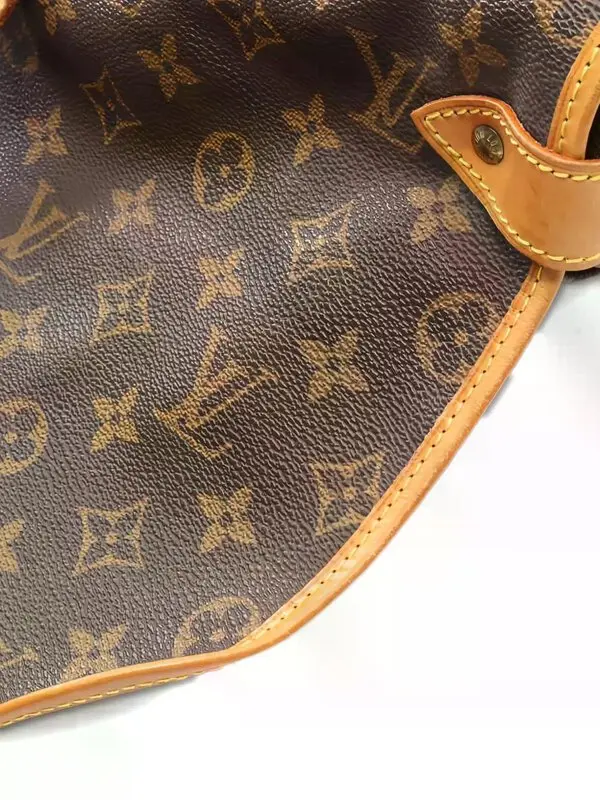 LOUIS VUITTON 1995 Saumur 35 Monogram Shoulder Bag