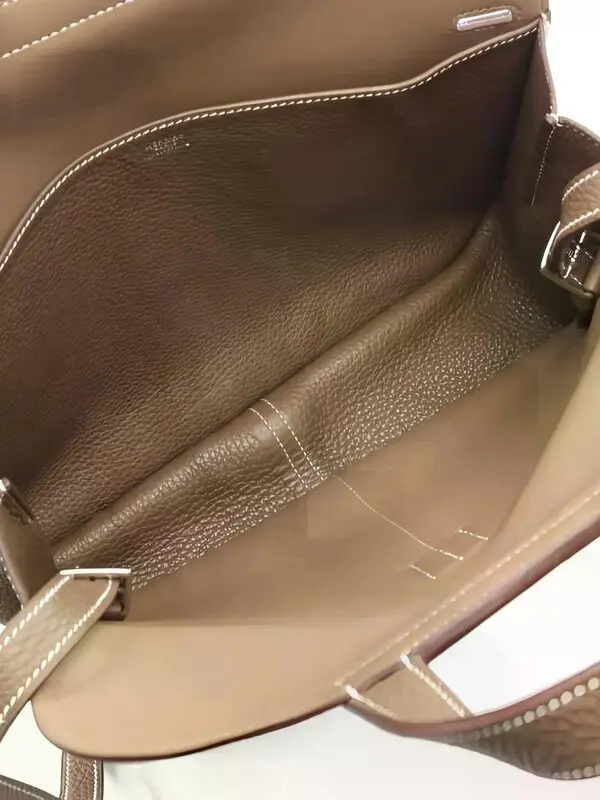 Hermès 2018 31 Halzan Tote Bag - Neutrals
