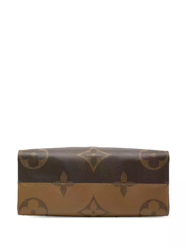 LOUIS VUITTON 2021-2025 Monogram Giant Onthego Mm Satchel - Brown
