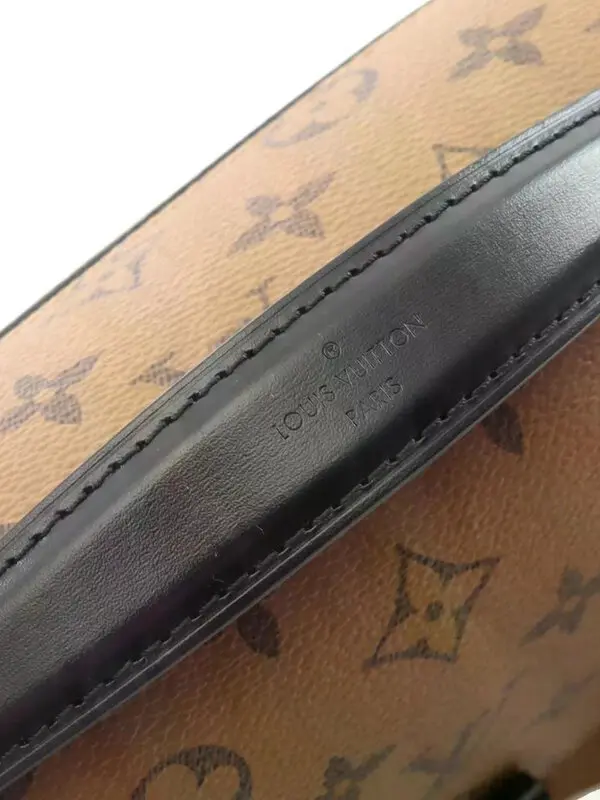 LOUIS VUITTON Monogram Reverse Pochette Metis Satchel 2021-2026 - Brown