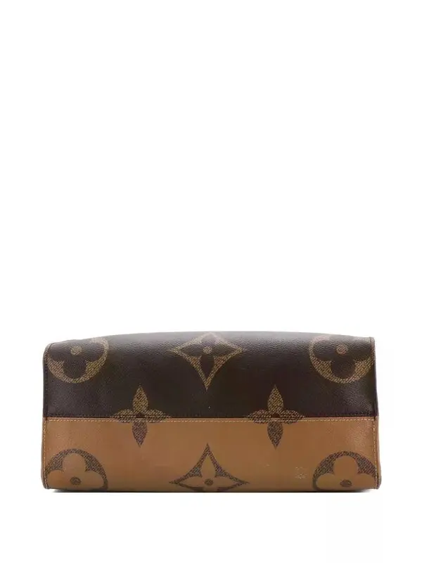 LOUIS VUITTON Onthego Mm Tote Bag Monogram Giant - Brown