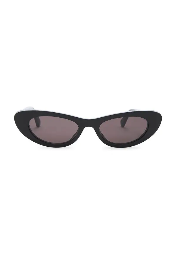 Bottega Veneta Snap Cat Eye Sunglasses - Black & Grey