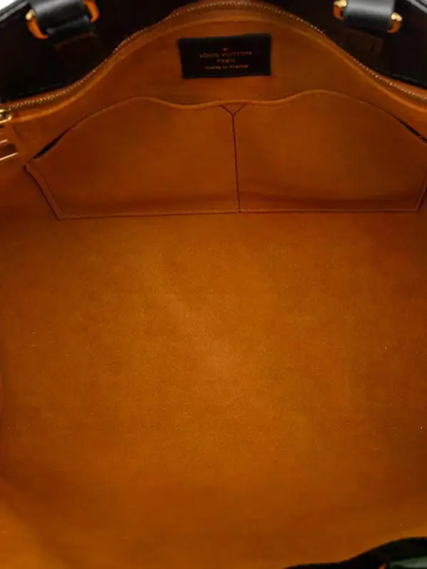 LOUIS VUITTON 2021-2025 Monogram Empreinte Onthego Mm Satchel