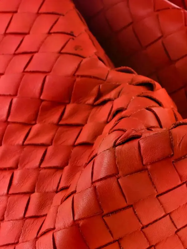 Bottega Veneta Roma Intrecciato Nappa Small Tote Bag - Red