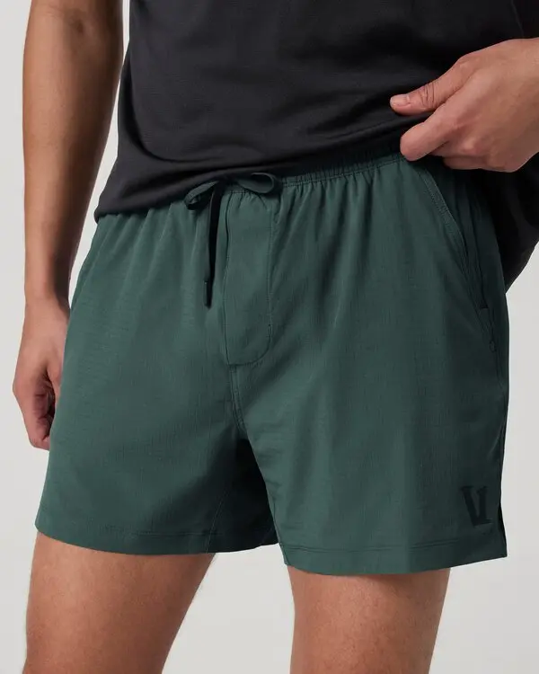 Vuori Hardkore Lined Short - Hemlock