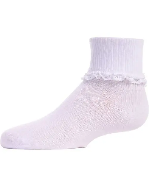 MEMOI Eyelet Ruffle Trim Ankle Socks - White