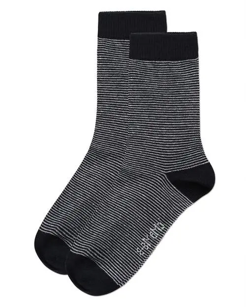 MEMOI Horizontal Stripe Crew Socks - Navy