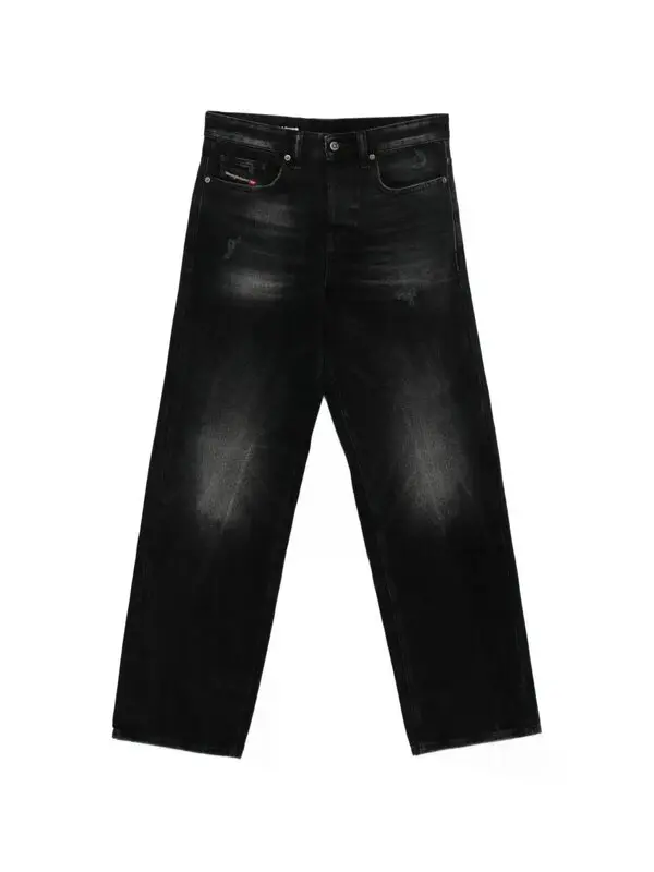 DIESEL® 2001 D-macro Distressed Jeans