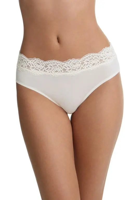 SKARLETT BLUE Divine Lace Trim Hipster - Whipped Cream