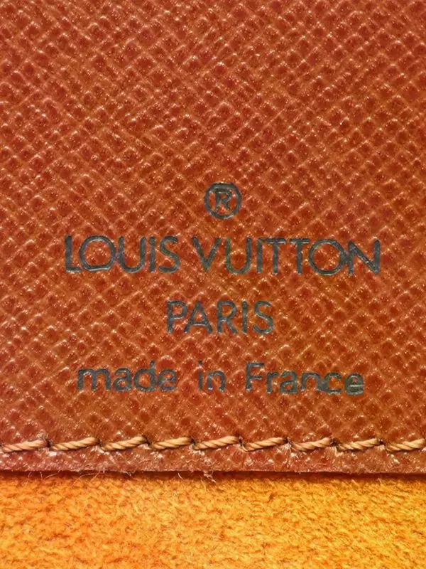 LOUIS VUITTON 2001 Monogram Musette Salsa Gm