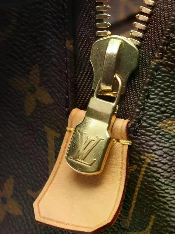 LOUIS VUITTON 2011 Monogram Weekender Mm Boston Bag